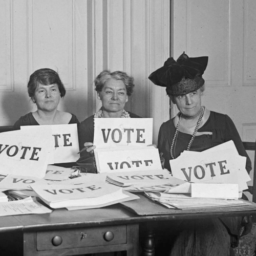 oct 17, 1953 - Derecho al voto para la mujer. (Timeline)