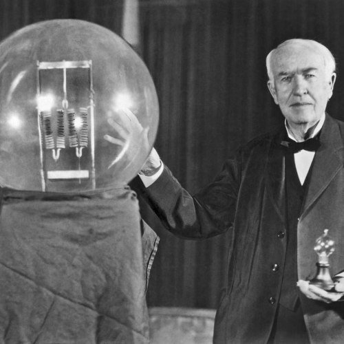jan 1, 1879 - The Invention of the Lightbulb (Timeline)