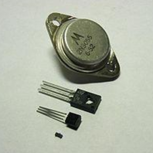 31 agos 1955 año - El uso del transistor permite fabricar equipos más ...