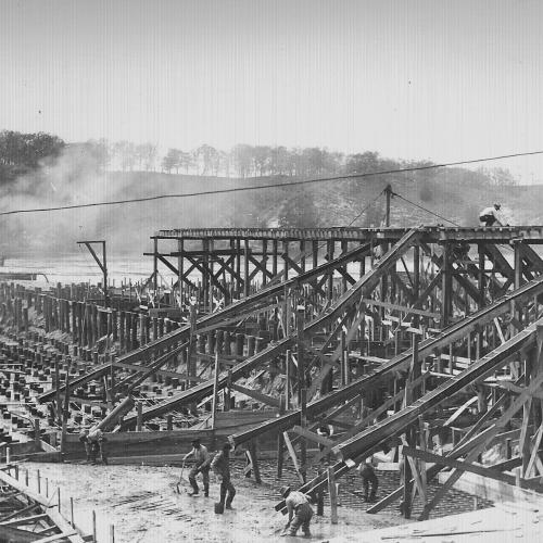 jan 1, 1894 - Designed North America's first three-phase hydroelectric ...