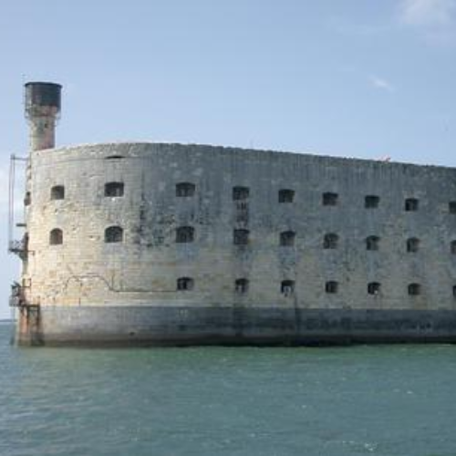 1h 23min, oct 16, 1815 y - Napoleon is exiled to Saint Helena Prison ...