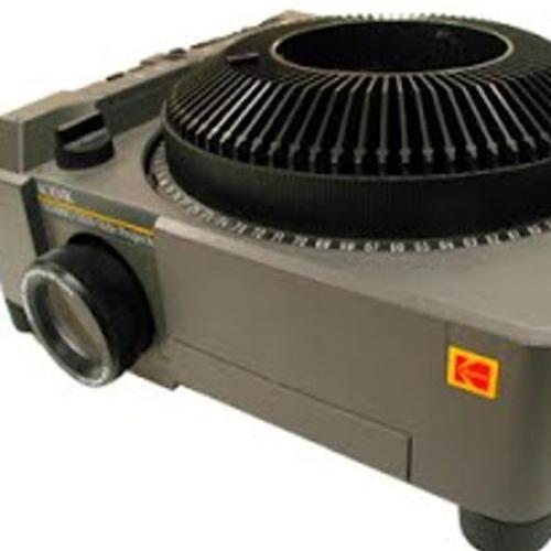 jan 1, 1940 - proyector de filminas. (Timeline)