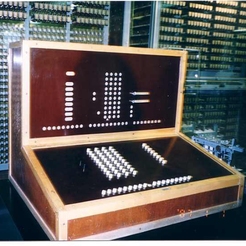 sep 1, 1941 - Konrad Zuse Primera computadora programable: Z3 (Timeline)
